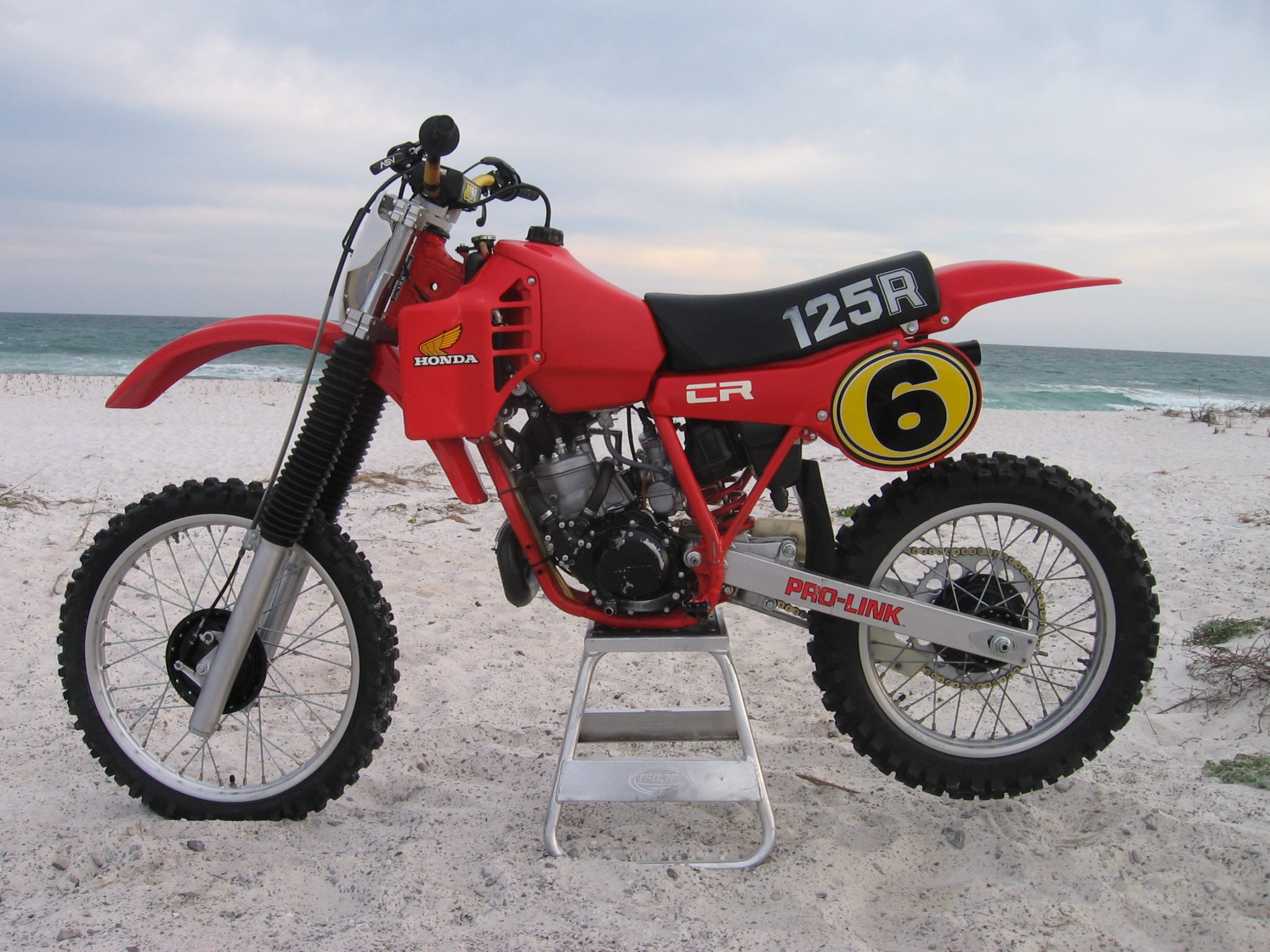 Honda CR125R 1982 – VMX Magazine